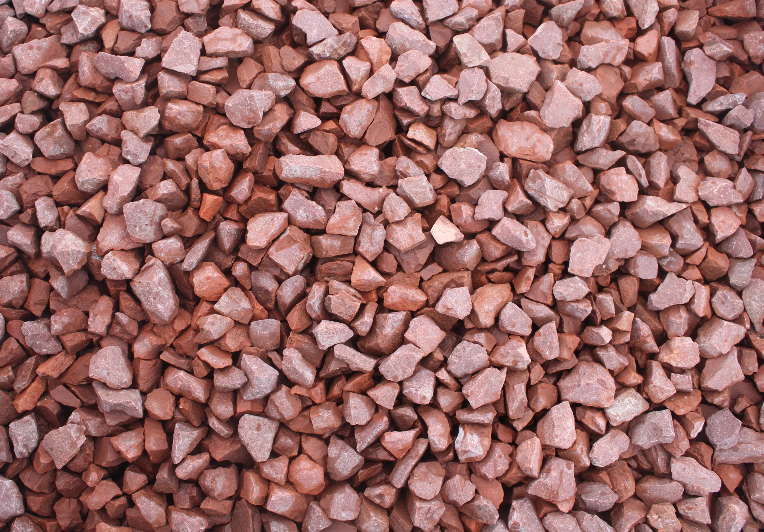 20mm Red Chippings | J & J Currie