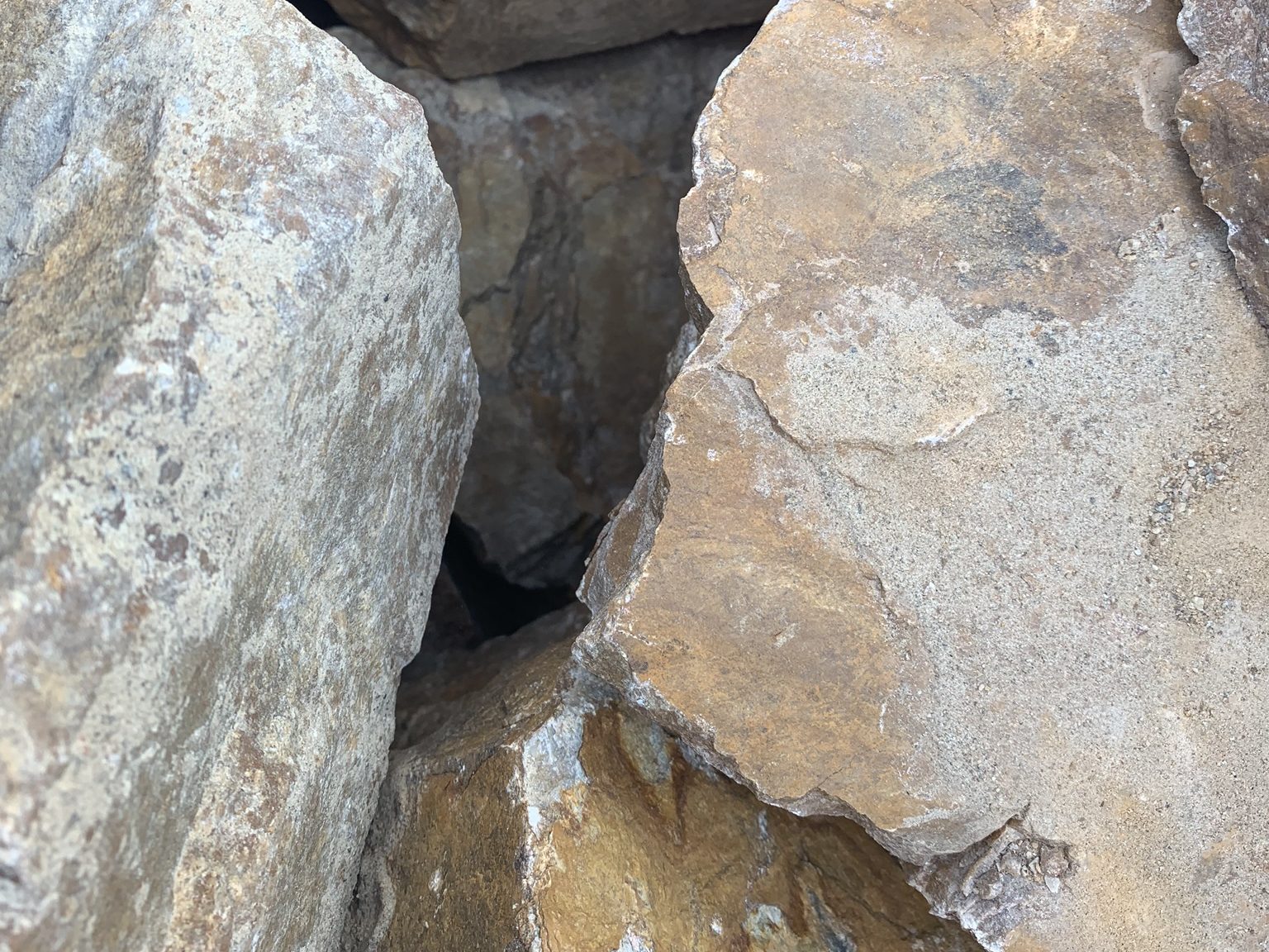 Golden Quartzite Rockery Stone | J & J Currie